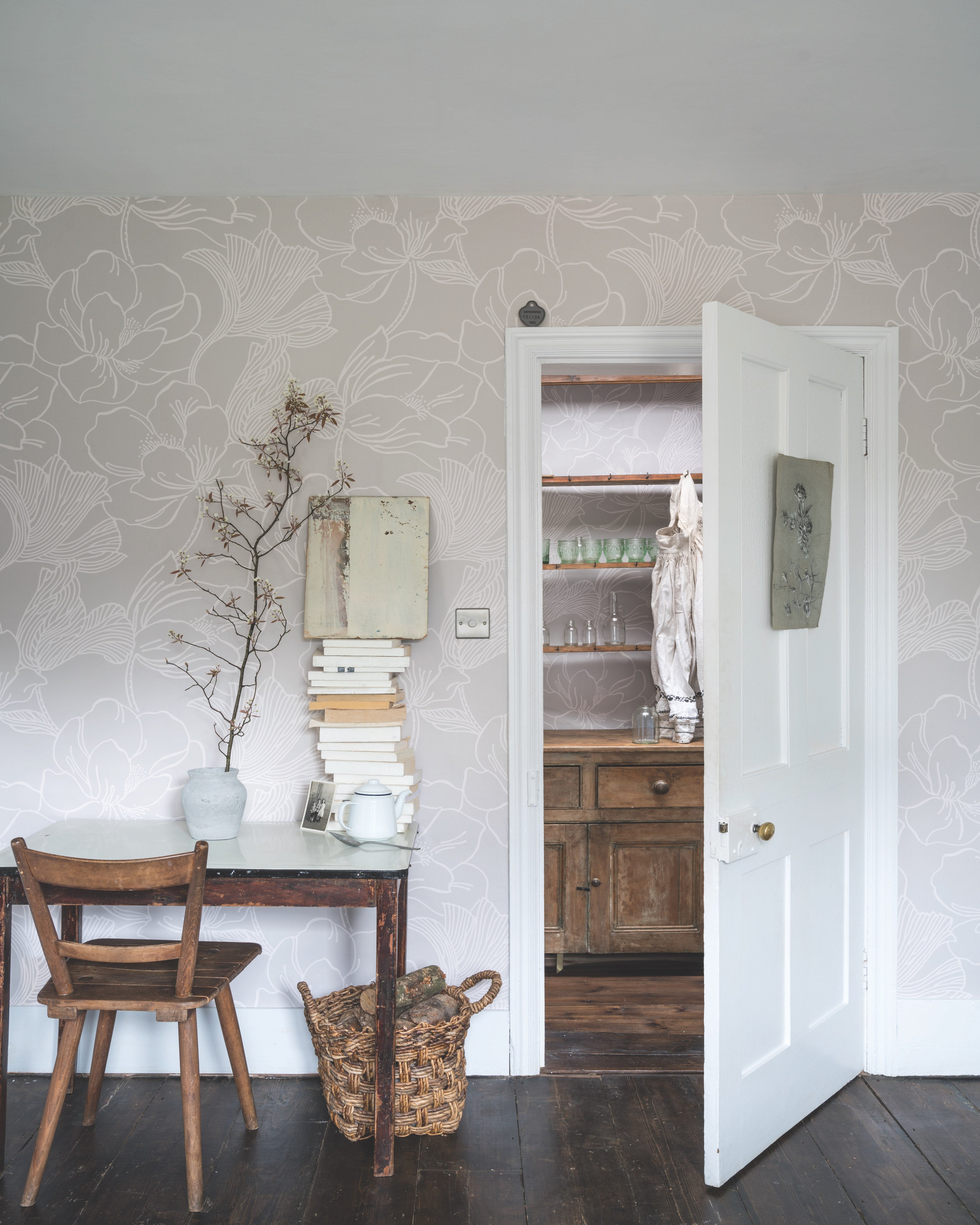 Helleborus Wallpaper – Whearley & Co.